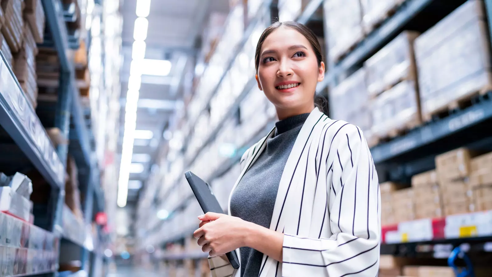 Inventory Optimization Guide: Managing Overstocking and Stockouts